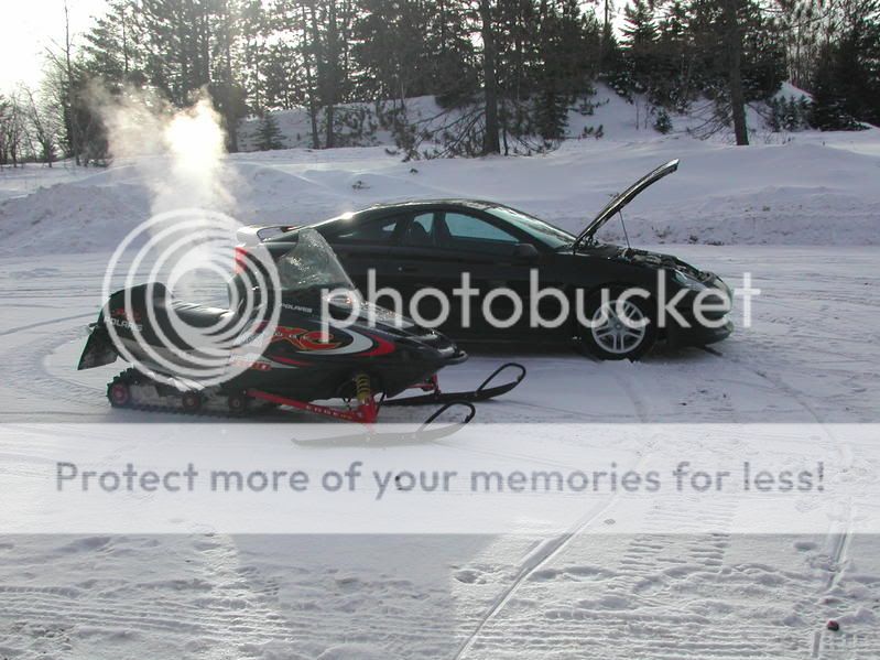 took some pics of my sled with new windsheild | Snowmobile Fanatics
