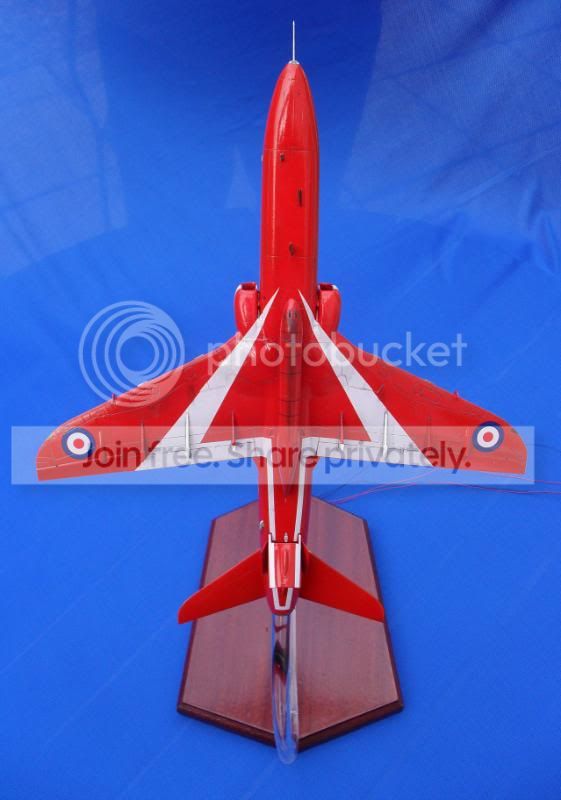 Red Arrow with lights - Ready for Inspection - Aircraft - Britmodeller.com