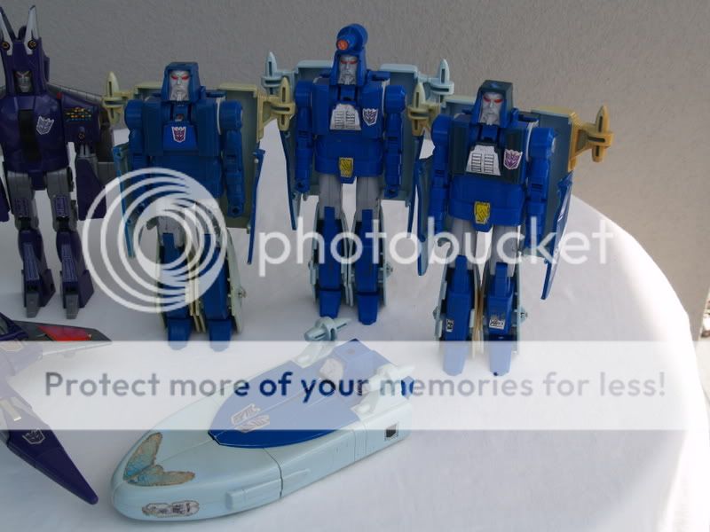 How to tell the difference between regular Scourge and Targemaster ...