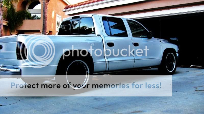 finally lowered pics | Dakota Durango Forum