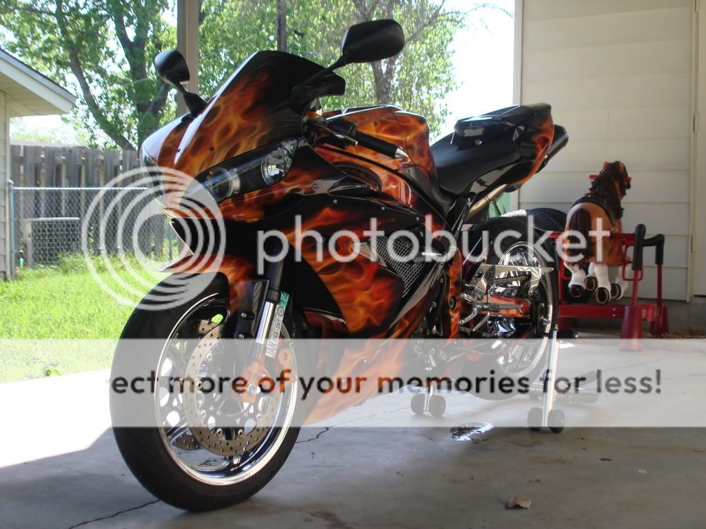 show me some custom paint!! | Yamaha R1 Forum: YZF-R1 Forums